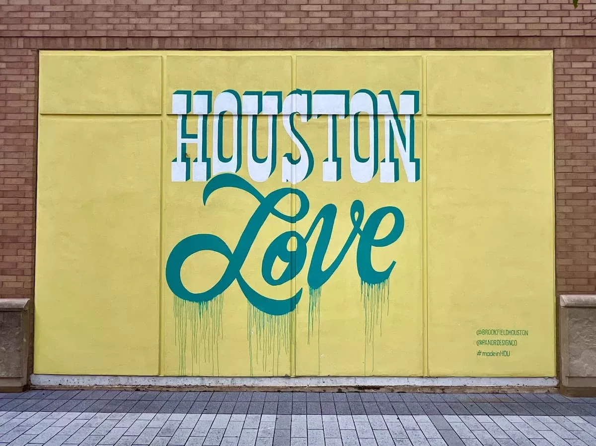 BEAUTIFUL PHOTO LOCATIONS IN HOUSTON, TEXAS PLUS FREE CITY GUIDE & MAP