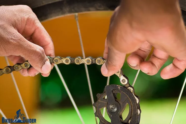 How to Change a Bicycle Chain | Bike Chain Replacement | BikesGuider