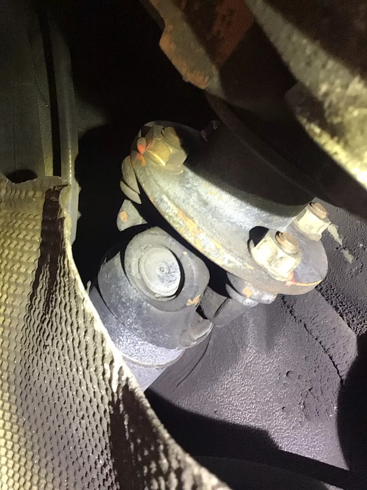 What are the symptoms of a BMW flex disc? | Brock Automotive Import Service