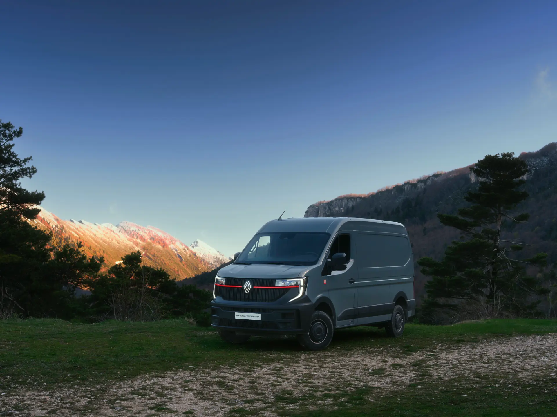 Renault Trucks Master Red EDITION: Llegan versiones para la construcción