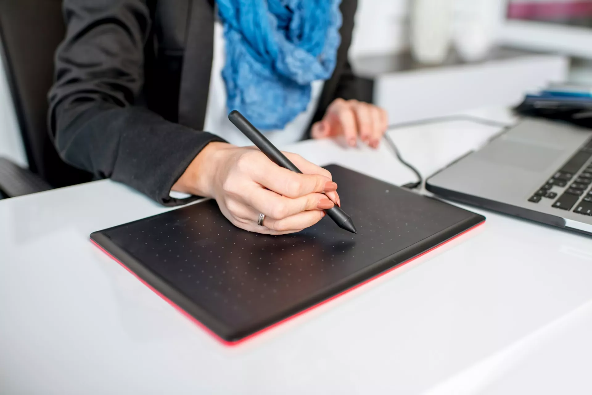 Digital and touch screen kiosks - Tecnoimport