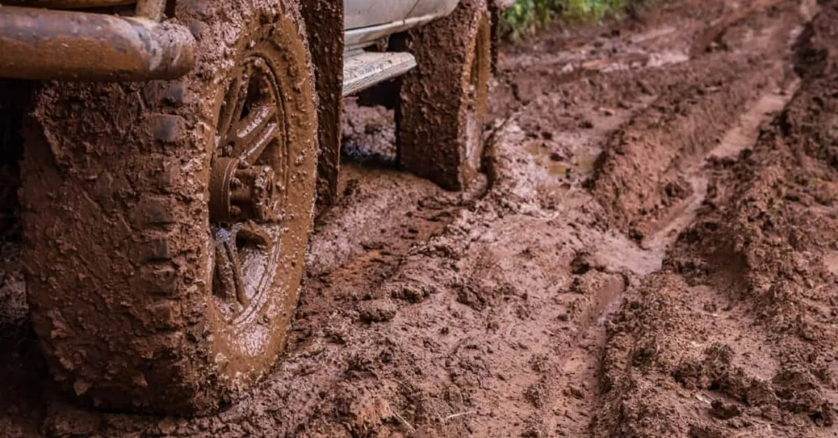 How to Get a Truck Out of Mud: 5 Effective Techniques - TruckClaws