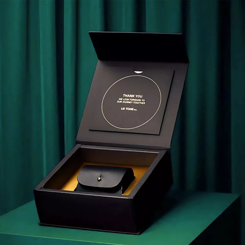 Custom Flip Top Boxes With Magnetic Lid & Printed Logo