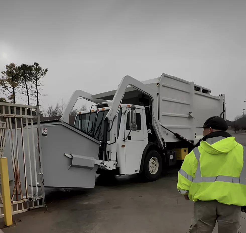 Commercial Trash Service OKC | United Waste Services