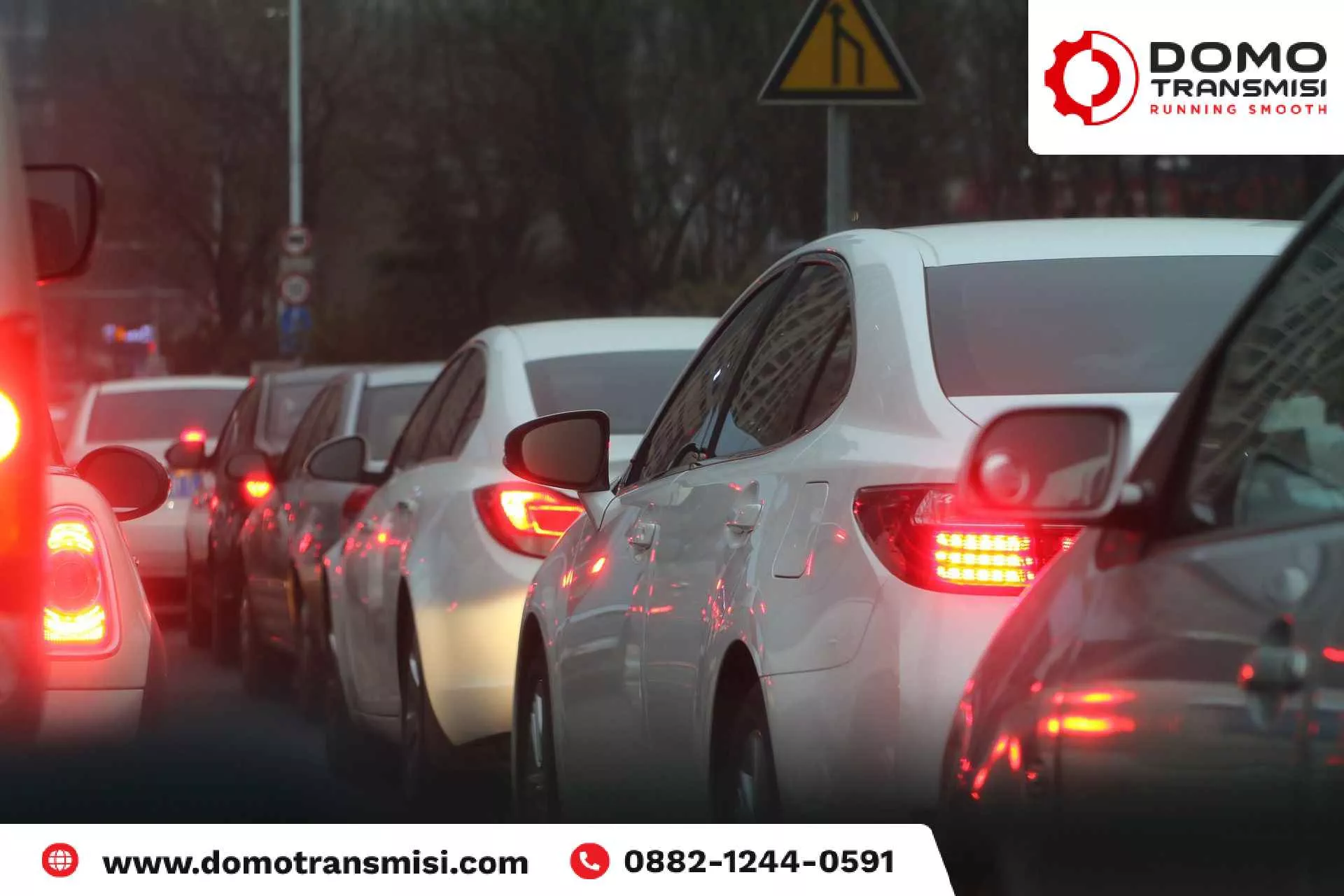 Tips Membawa Mobil Matic Macet Dengan Tenang Dan Tepat - Domotransmisi.com