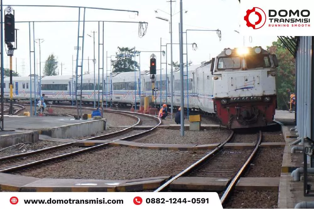 5 Penyebab Mesin Mobil Mati Di Rel Kereta Api, Ini Cara Menghindarinya ...