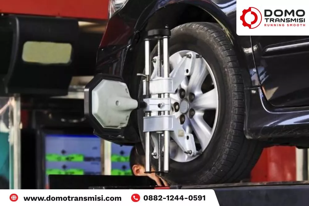 6 Tanda Mobil Perlu Spooring Dan Balancing, Jangan Sepelekan! - Domotransmisi.com
