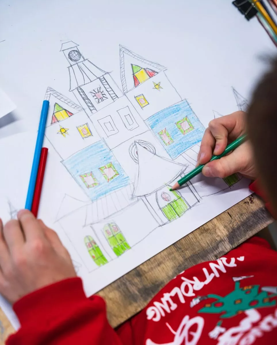 Rozwój dziecka poprzez rysunek – poznaj korzyści, które daje kurs ...