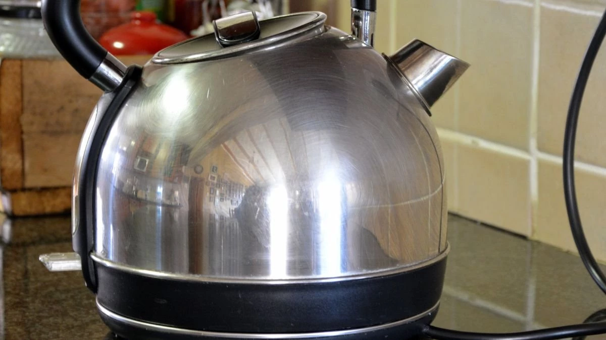 Electric Kettle Descaling and Repair: Tips for Effective Maintenance ...