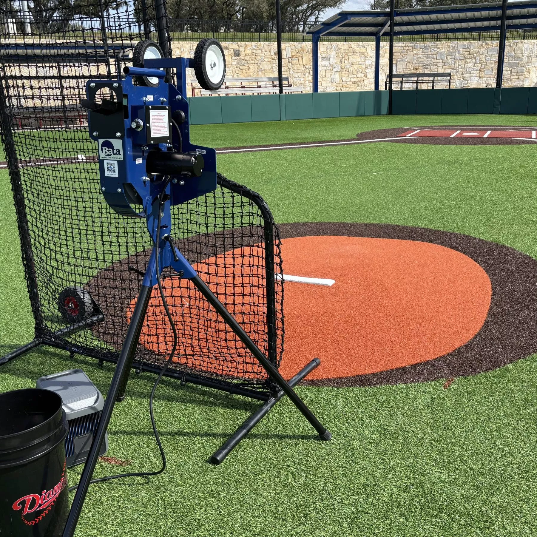 Baseball 1 Wheel Pitching Machine - Pitch King Sports Rentals