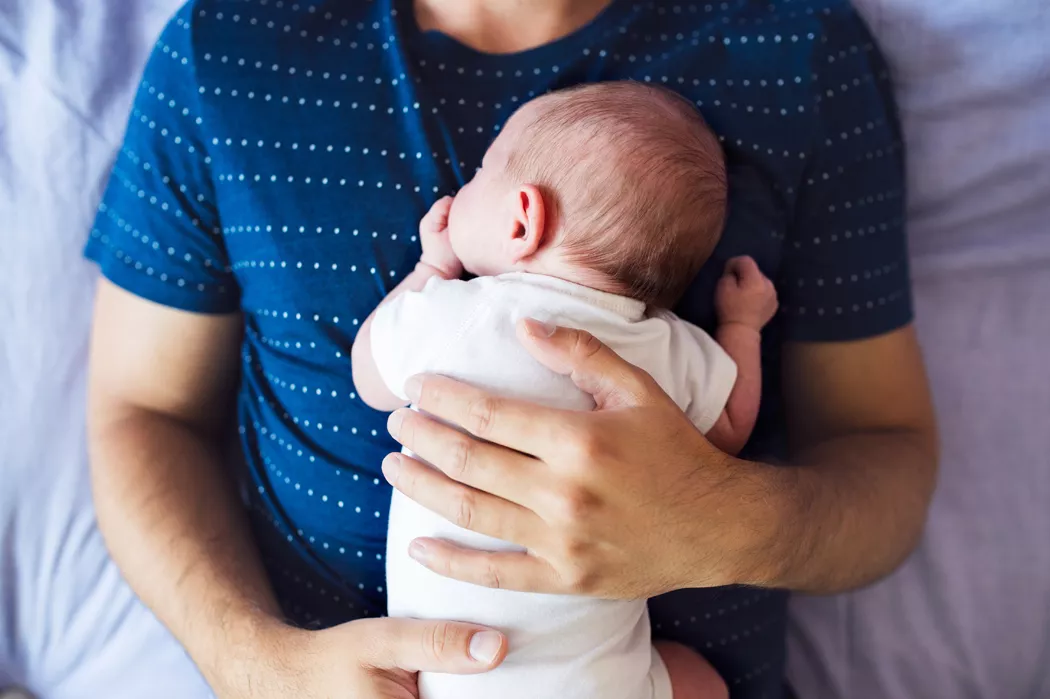 Jeune Papa : Déclaration de naissance, comment s’y prendre