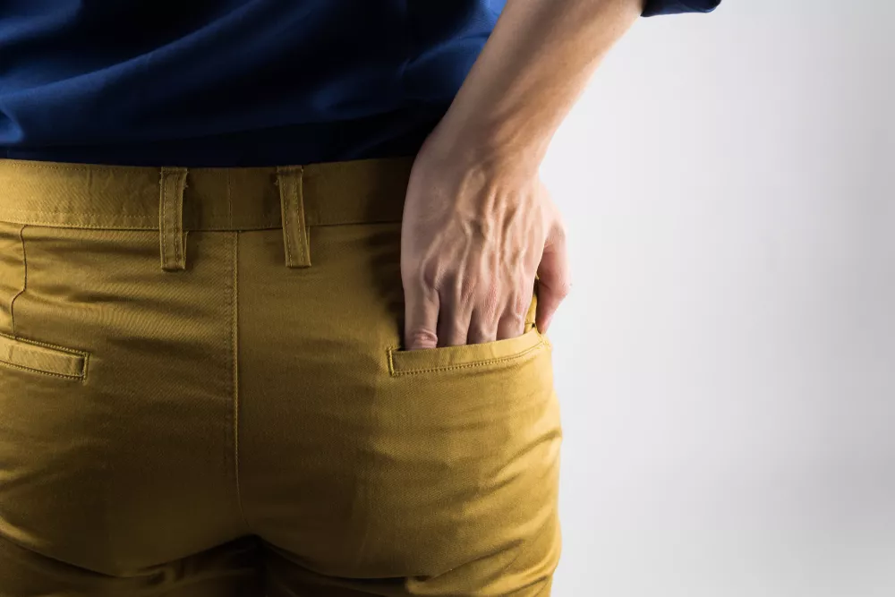 Quel pantalon homme quand on a des grosses fesses