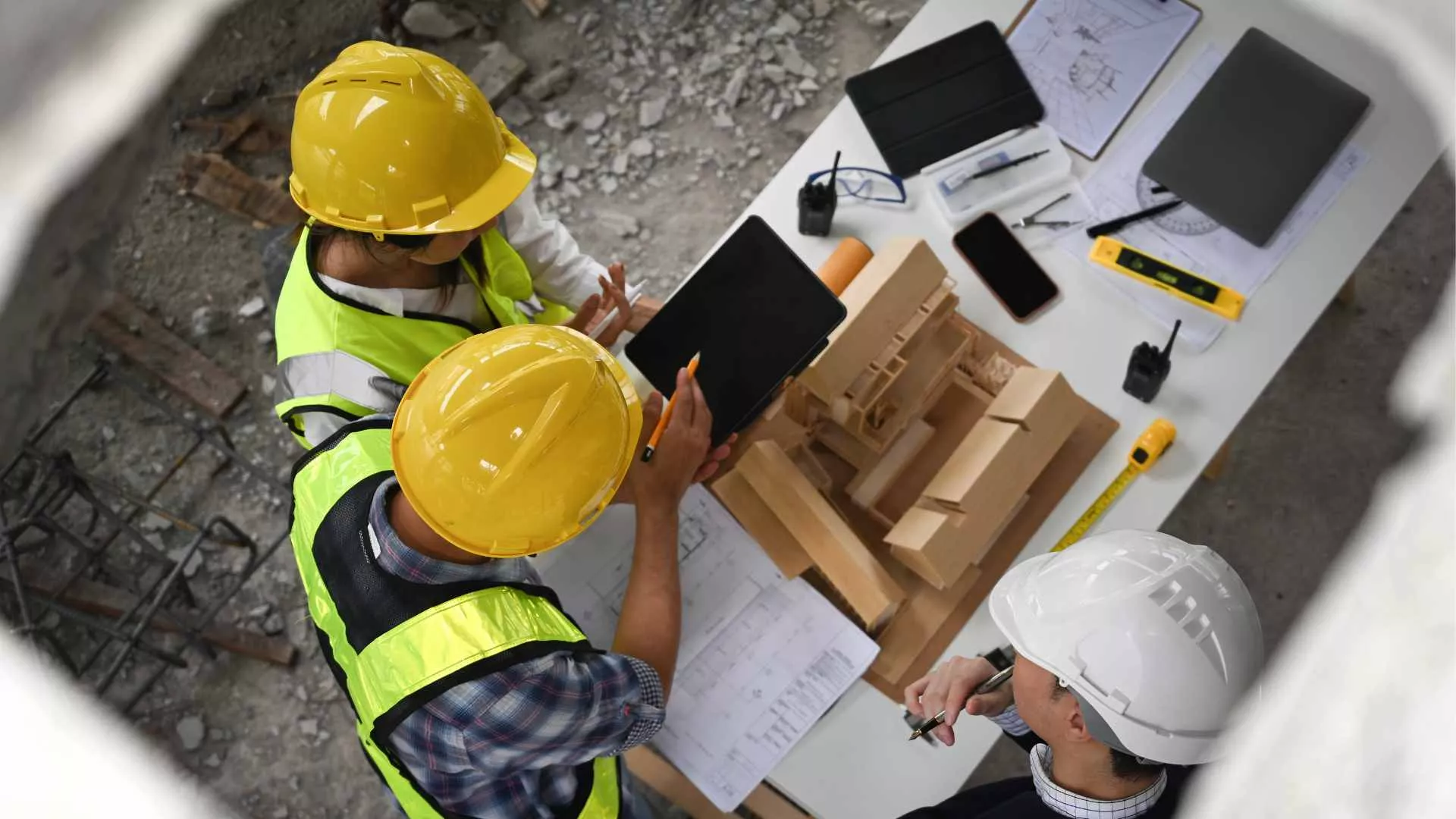 How Smart Construction Teams Stay SyncedSmall Business Coach